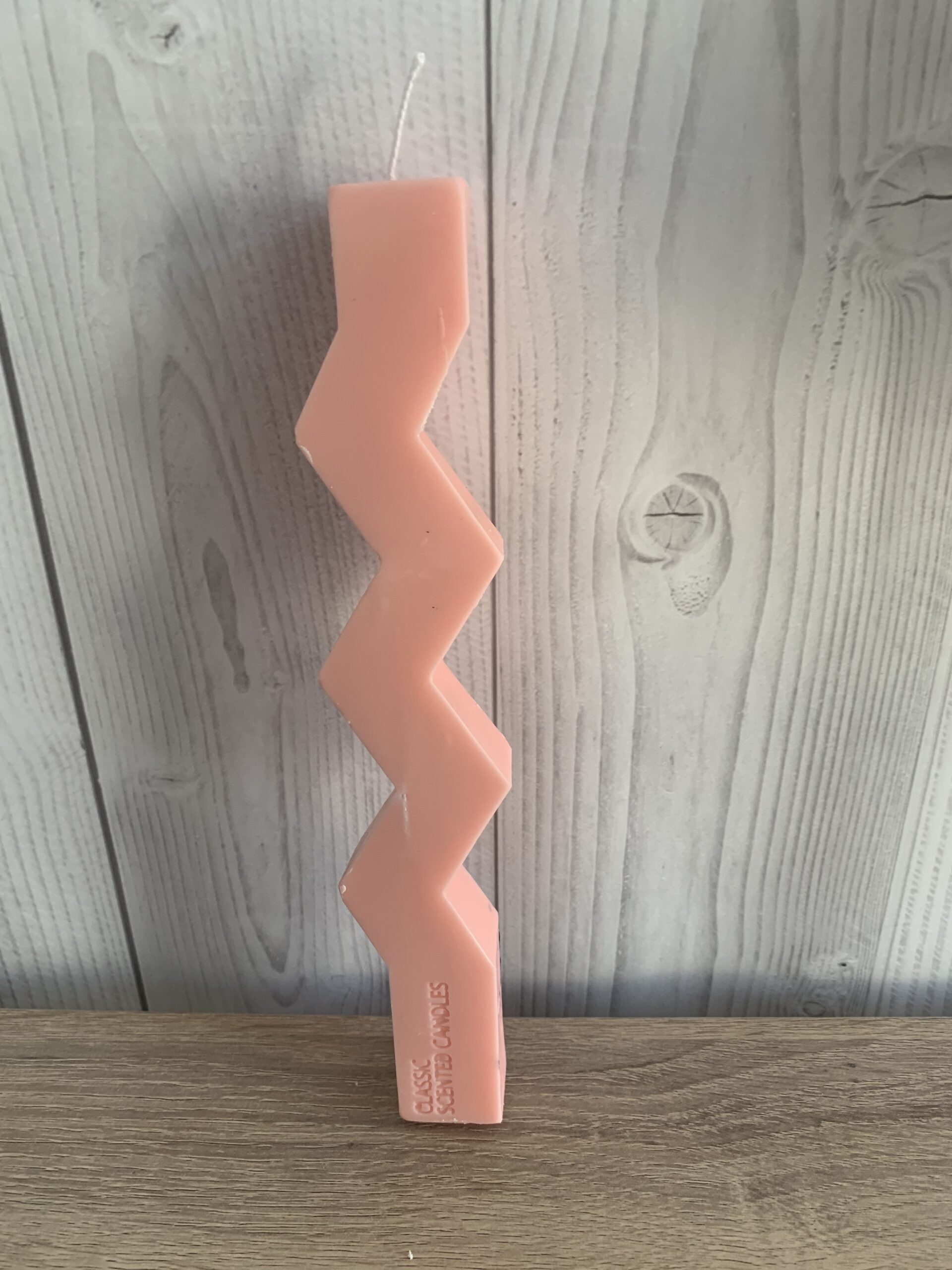 Zigzag Candle - Milannem